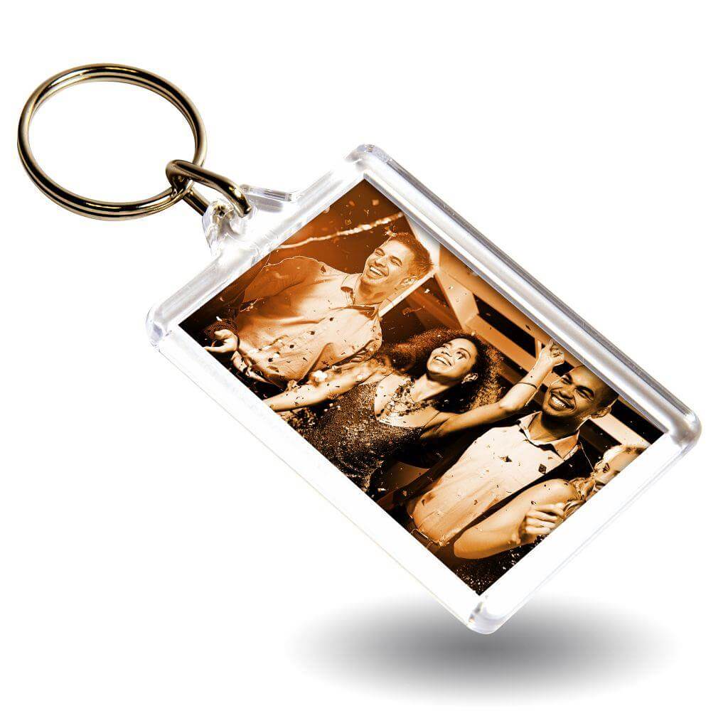 Buy C1 Rectangular Blank Plastic Photo Insert Keyring - 50 x 35mm - Individually Bagged - Pack ...
